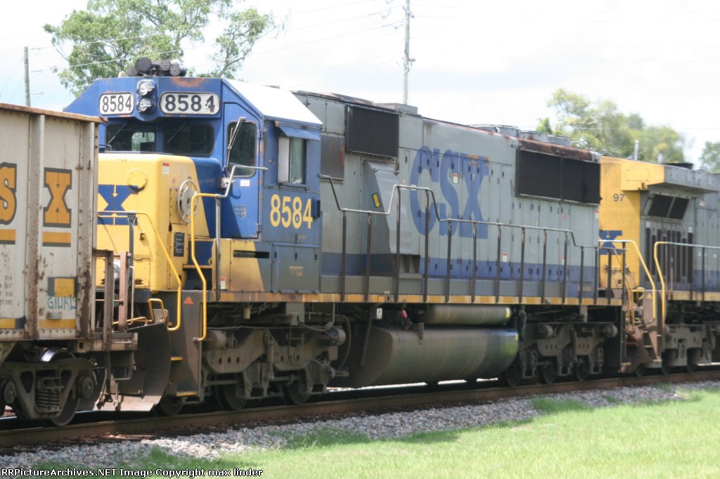 CSX 8584